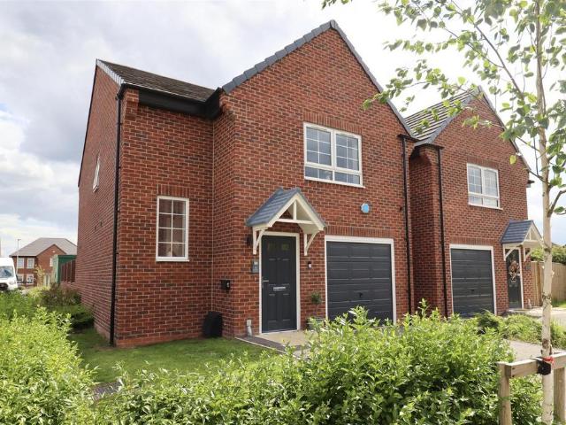 3 bedroom detached house for sale