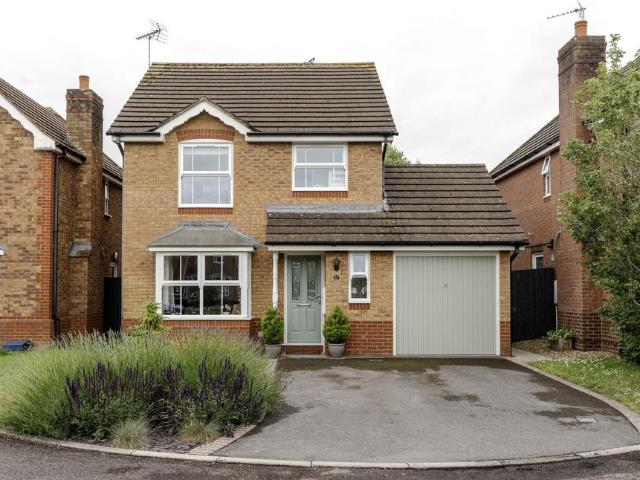 3 bedroom detached house for sale