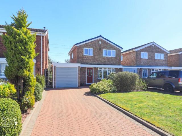 3 bedroom detached house for sale