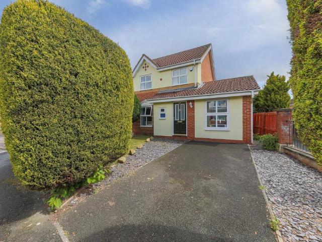 3 bedroom detached house for sale