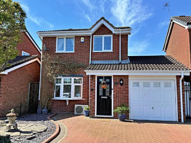 3 bedroom detached house for sale