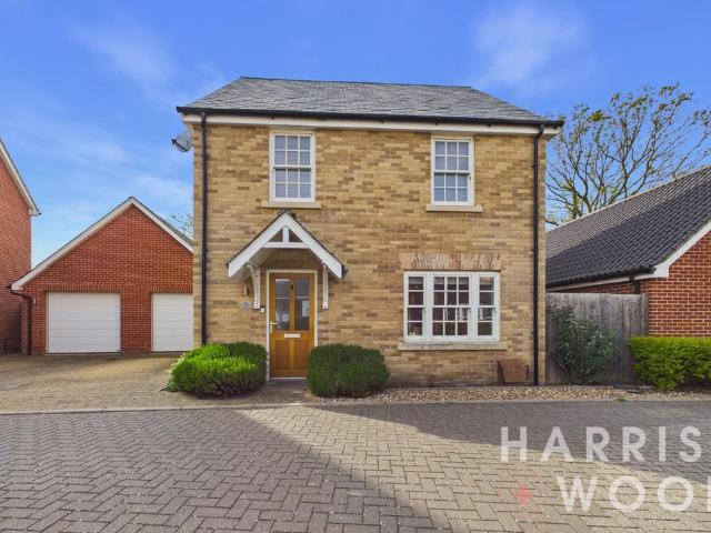 3 bedroom detached house for sale