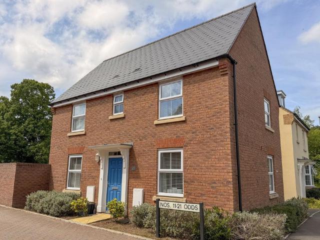 3 bedroom detached house for sale
