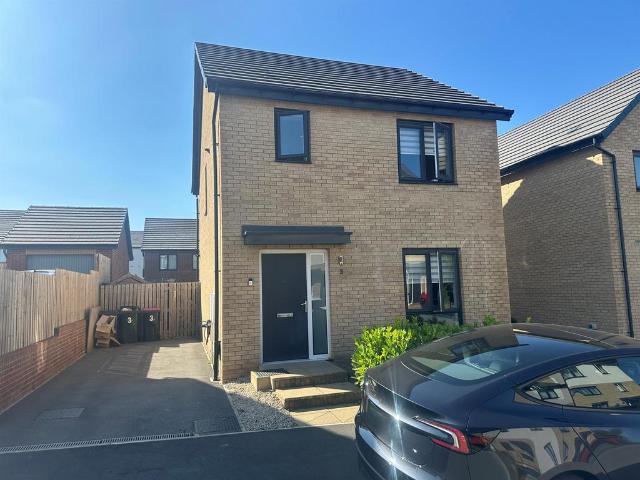 3 bedroom detached house for sale