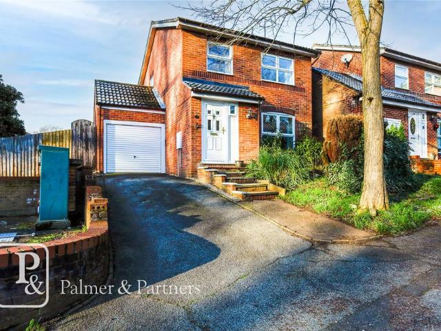 3 bedroom detached house for sale