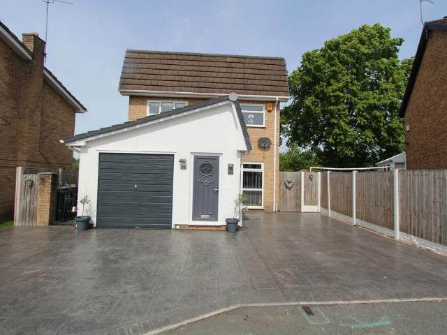 3 bedroom detached house for sale