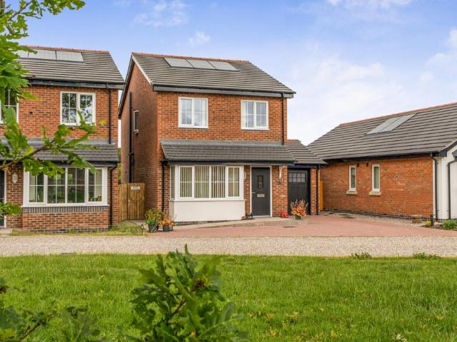 3 bedroom detached house for sale