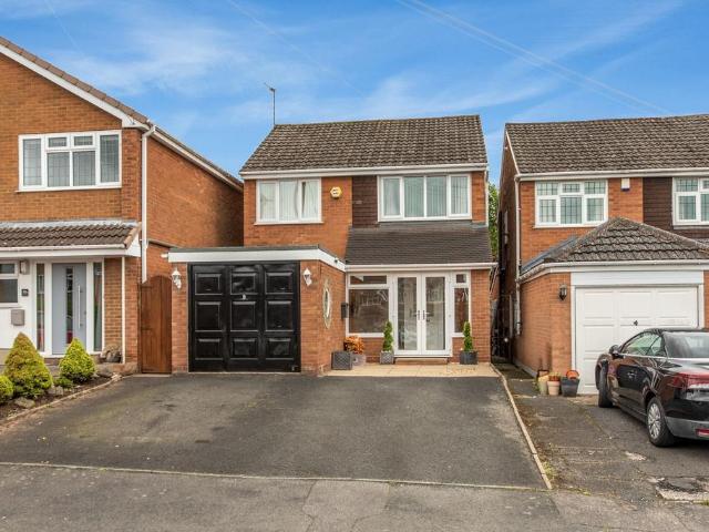 3 bedroom detached house for sale