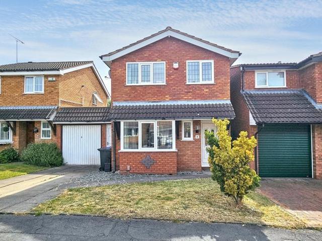 3 bedroom detached house for sale