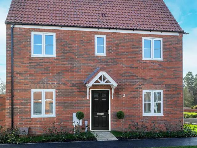 3 bedroom detached house for sale