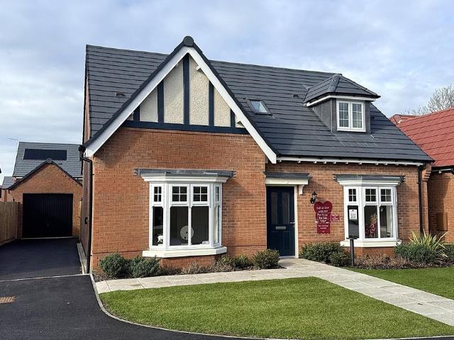 3 bedroom detached house for sale
