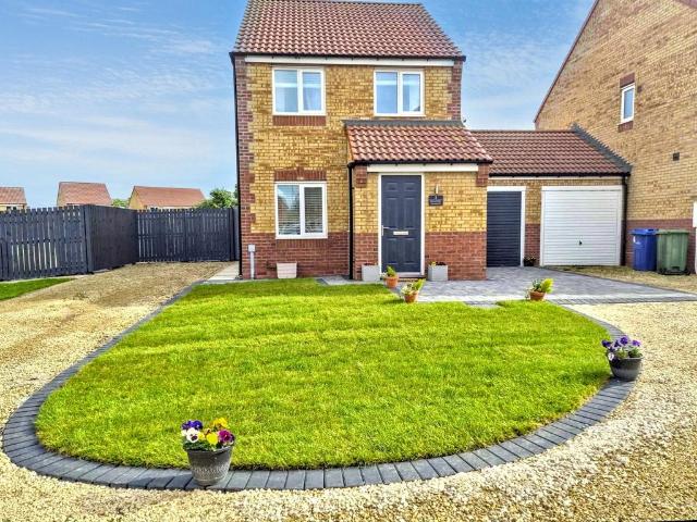 3 bedroom detached house for sale