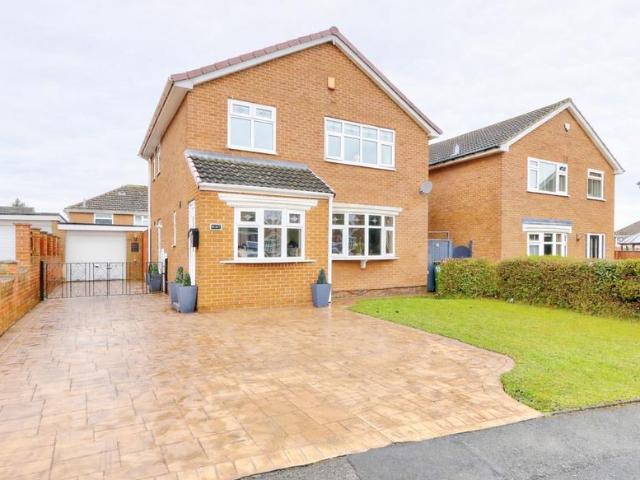 3 bedroom detached house for sale