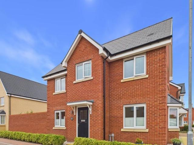 3 bedroom detached house for sale