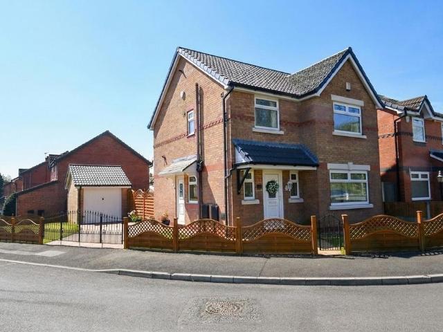 3 bedroom detached house for sale