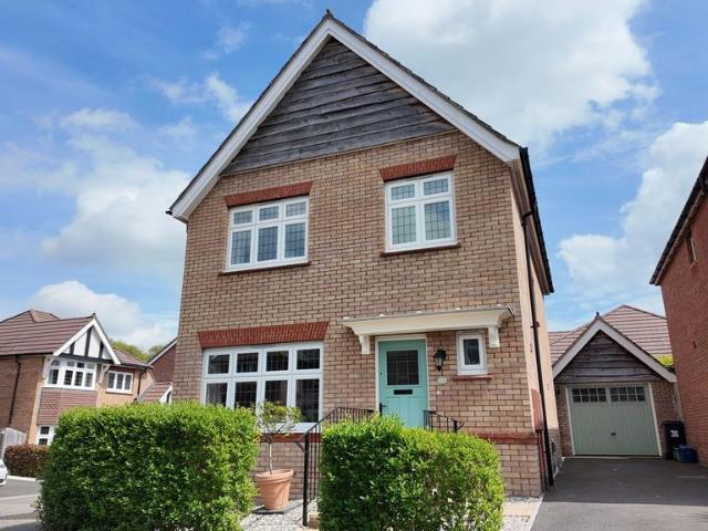 3 bedroom detached house for sale