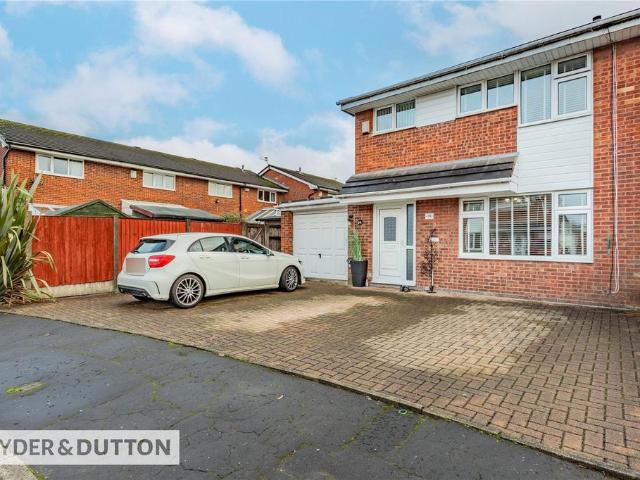 3 bedroom detached house for sale