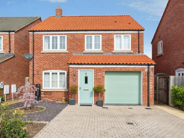3 bedroom detached house for sale