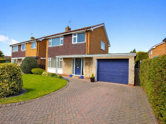 3 bedroom detached house for sale