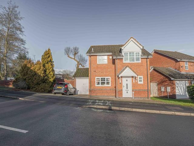 3 bedroom detached house for sale