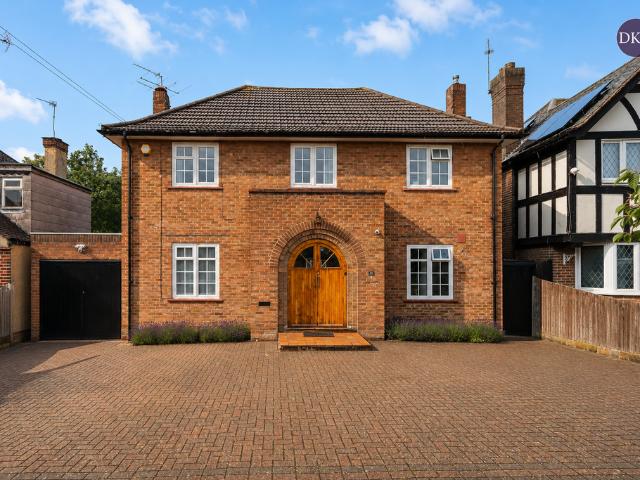 3 bedroom detached house for sale