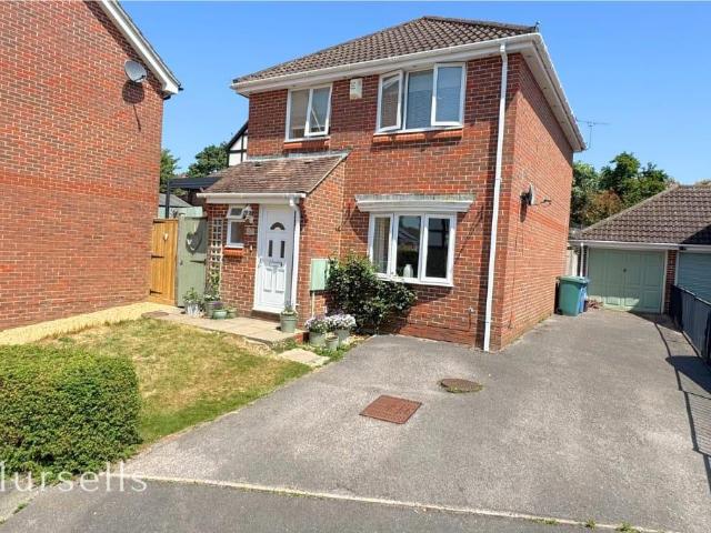 3 bedroom detached house for sale