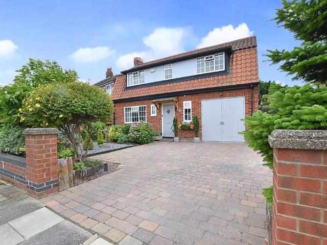 3 bedroom detached house for sale