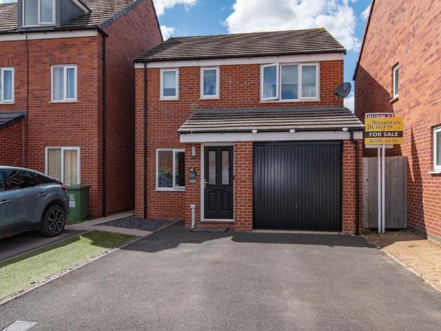 3 bedroom detached house for sale