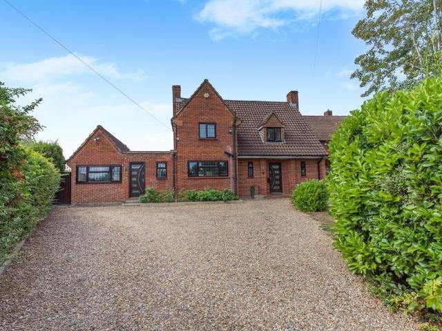 3 bedroom detached house for sale