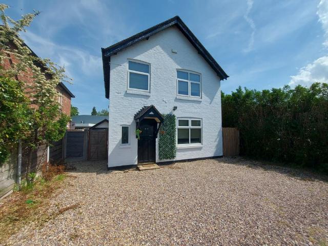 3 bedroom detached house for sale