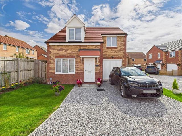 3 bedroom detached house for sale