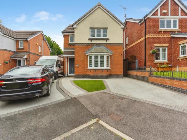 3 bedroom detached house for sale