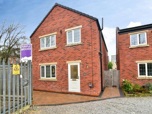 3 bedroom detached house for sale