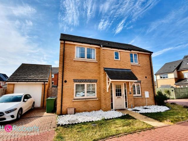 3 bedroom detached house for sale