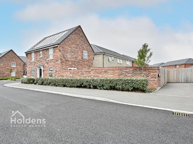 3 bedroom detached house for sale