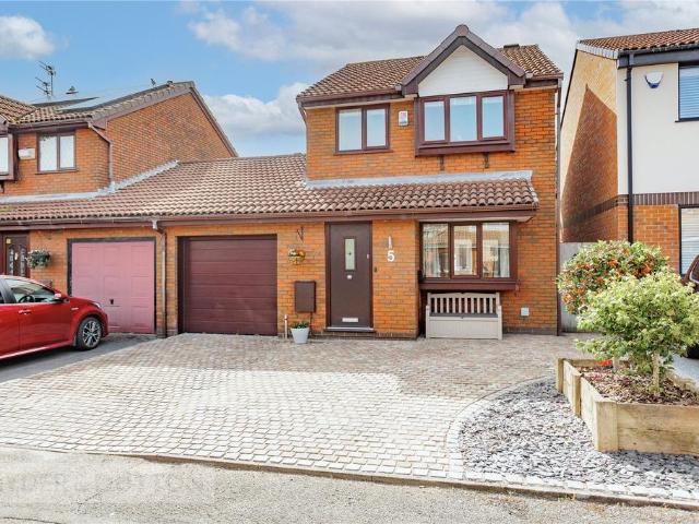 3 bedroom detached house for sale