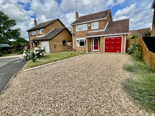 3 bedroom detached house for sale