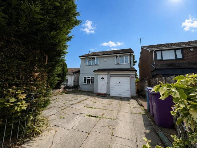 3 bedroom detached house for sale