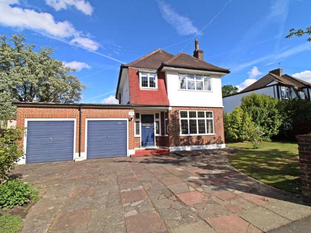 3 bedroom detached house for sale