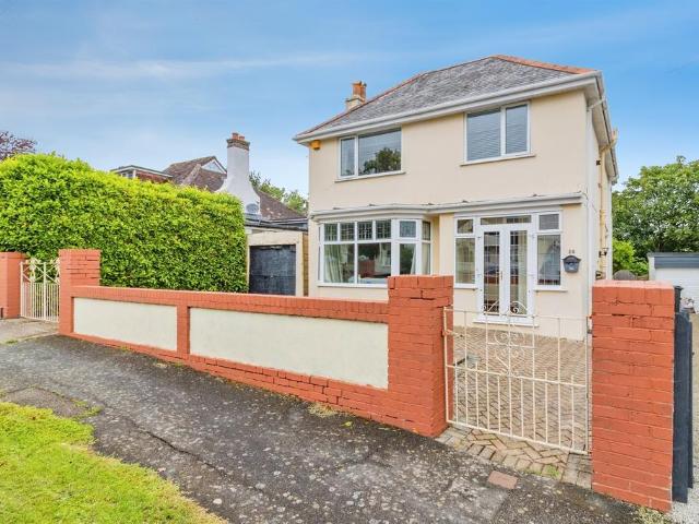 3 bedroom detached house for sale