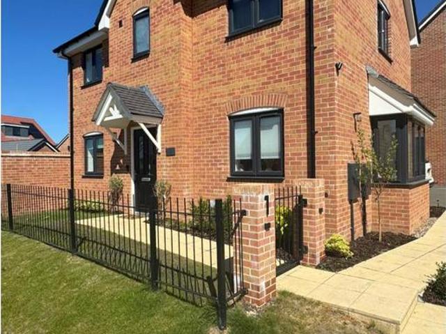 3 bedroom detached house for sale