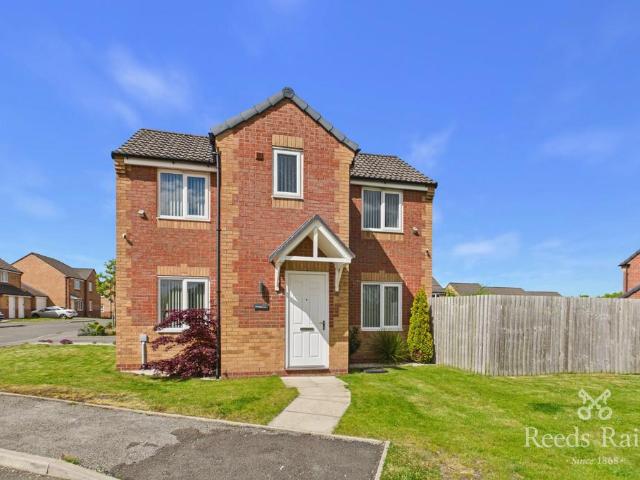 3 bedroom detached house for sale
