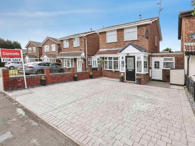 3 bedroom detached house for sale