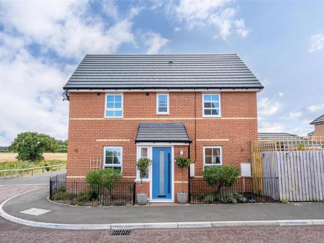 3 bedroom detached house for sale