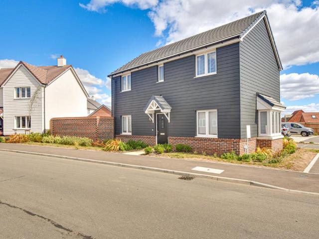 3 bedroom detached house for sale
