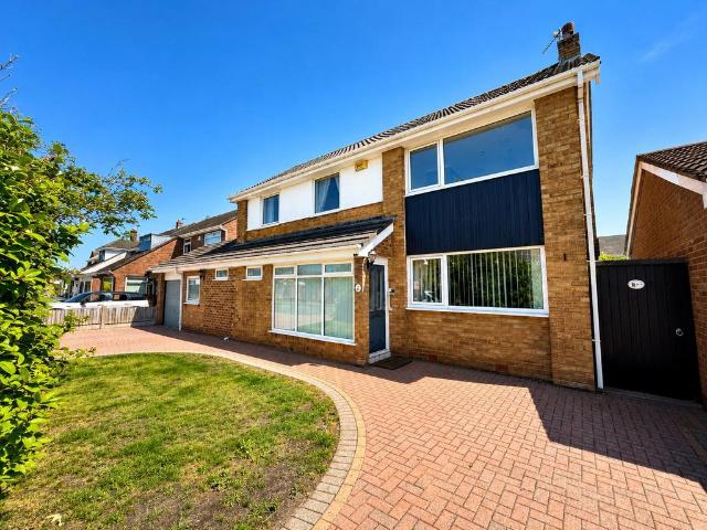 3 bedroom detached house for sale