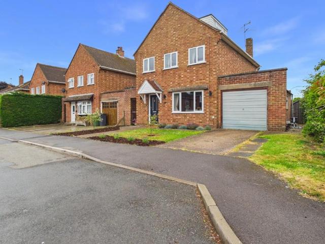 3 bedroom detached house for sale