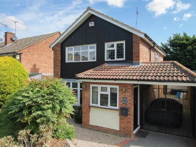 3 bedroom detached house for sale