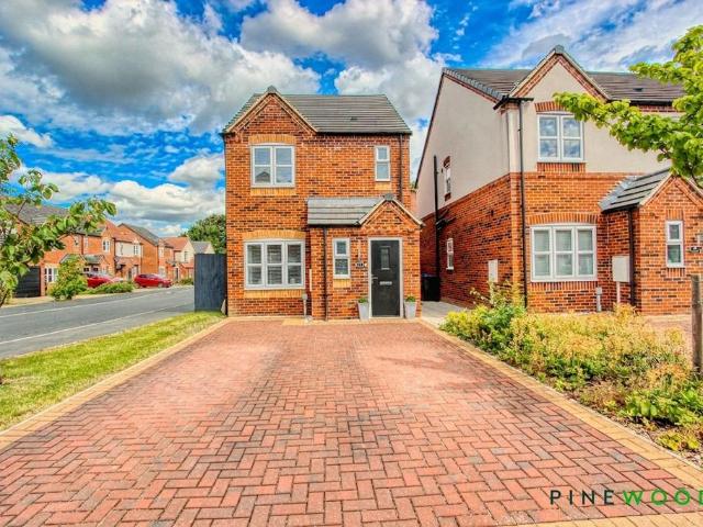 3 bedroom detached house for sale