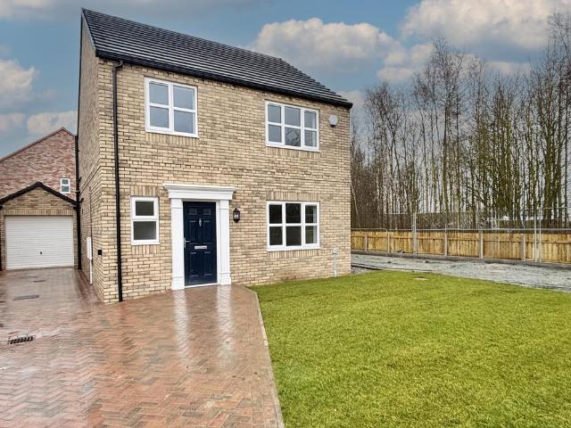 3 bedroom detached house for sale